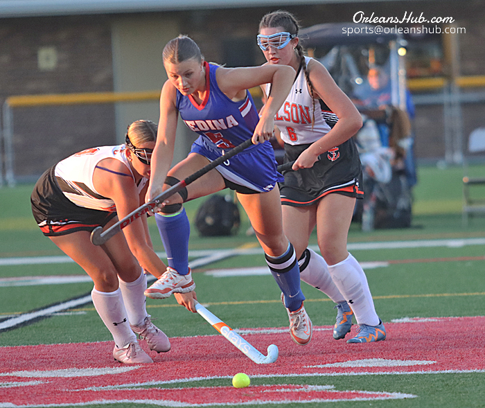 Medina and Akron post field hockey wins | Orleans Hub
